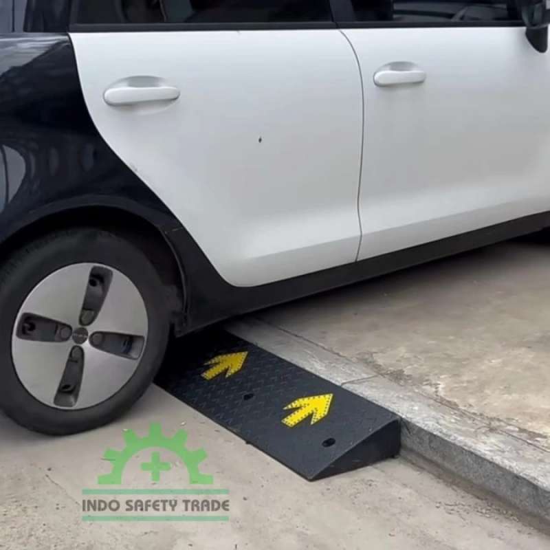 Promo Curb Ramp Tinggi 5cm Rubber Ramp Pvc Tebal Tanjakan Lantai Kuat ...