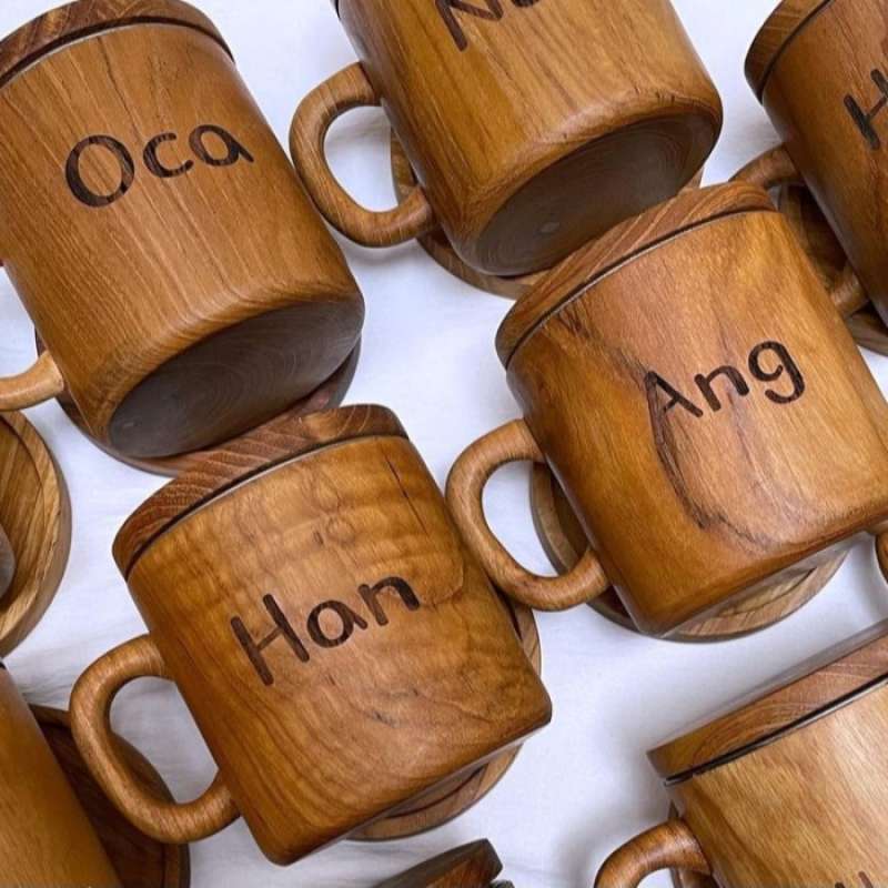 Jual Cetak Custom Nama Dan Foto Mug Kayu Jati Lapis Setenlis Di Seller ...
