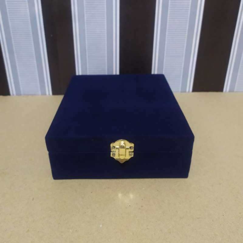 Jual Box Bludru / Kotak Bludru / Box Plakat / Kotak Plakat /box ...