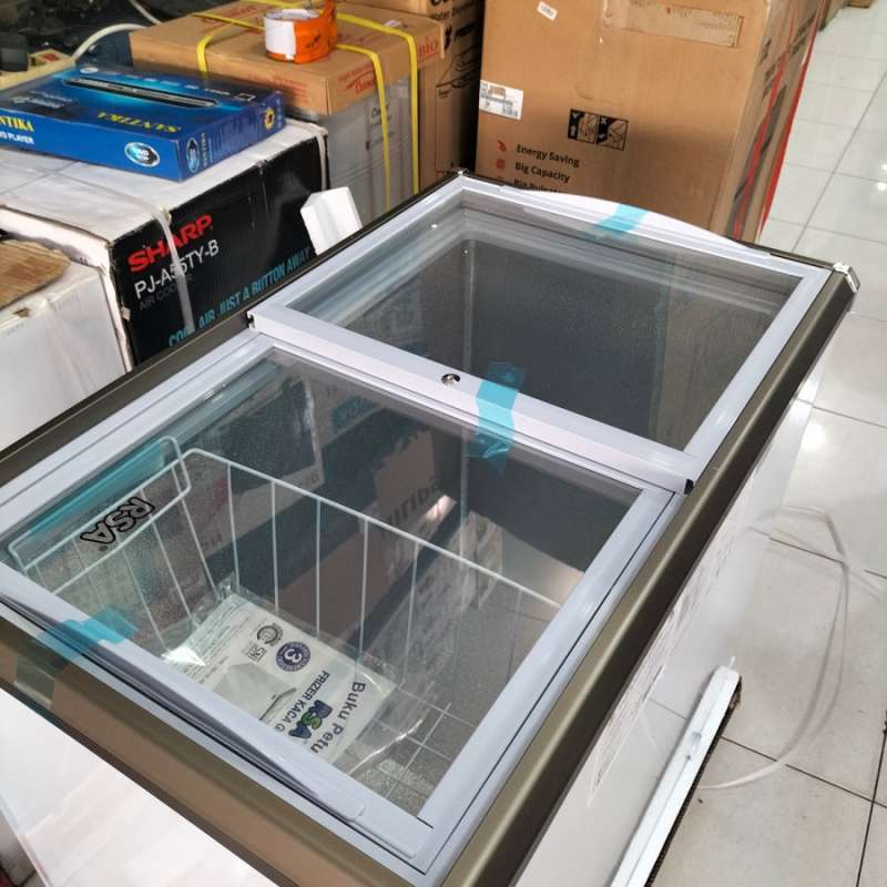 Jual Chest Freezer Rsa Xs 200 Pintu Geser Kaca 171 Liter By Gea Di ...