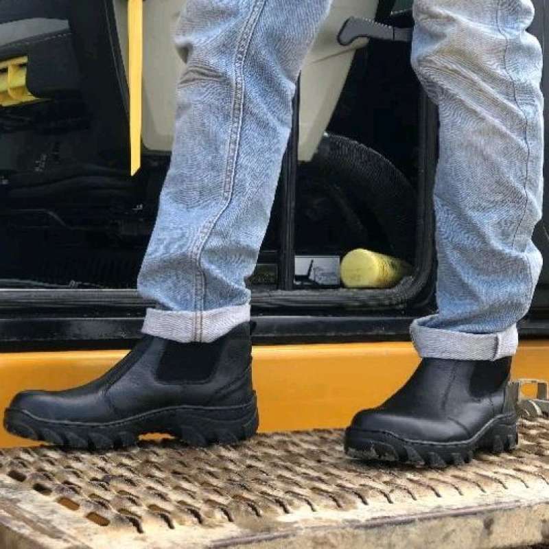 Promo Bevera Sepatu Safety Asli Kulit Sapi Ujung Besi Model Semiboots ...