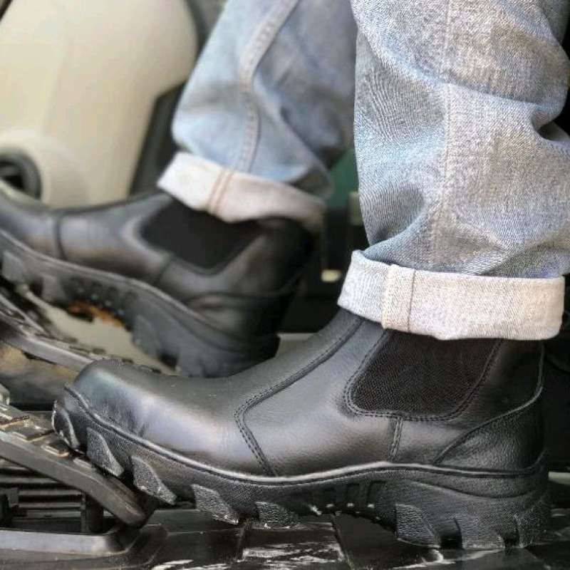 Promo Bevera Sepatu Safety Asli Kulit Sapi Ujung Besi Model Semiboots ...