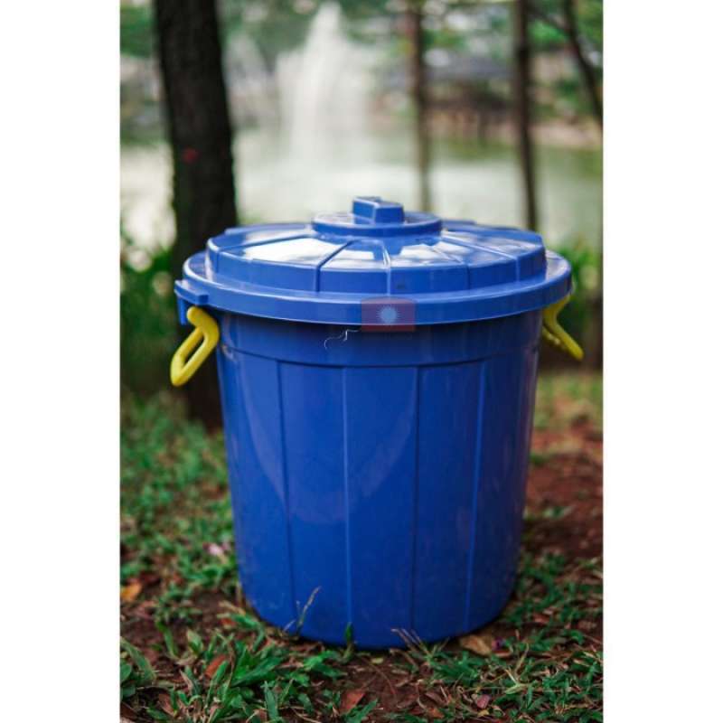 Jual Ember Plastik Dengan Tutup - Kapasitas 8 Galon Atau 30 Liter ...