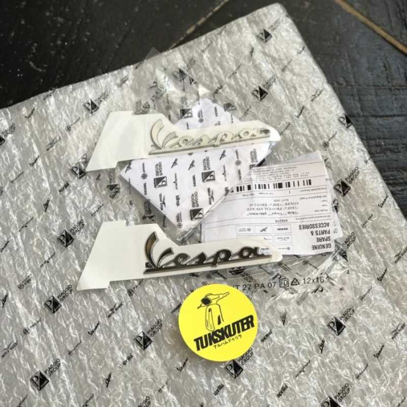Promo Sticker Tulisan Logo Vespa Original Small Size Diskon 23% Di ...