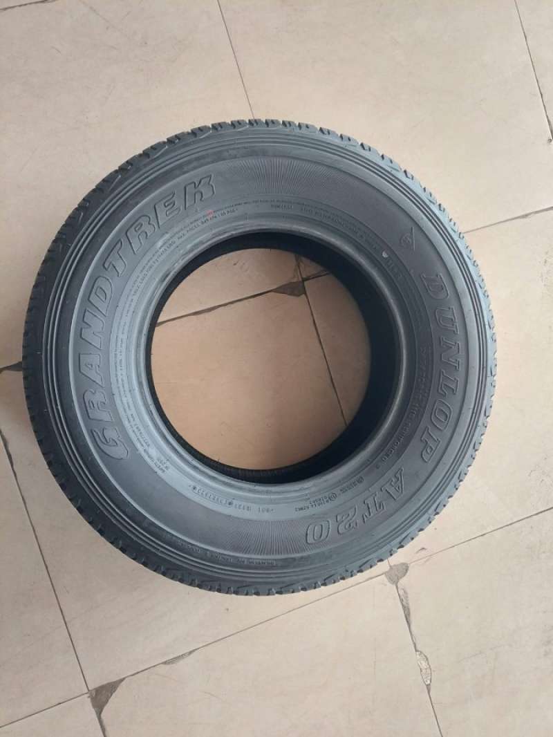 Promo Ban Mobil Isuzu Elf Long Ford Escape Hilux 245/70 R16 Dunlop At20 ...