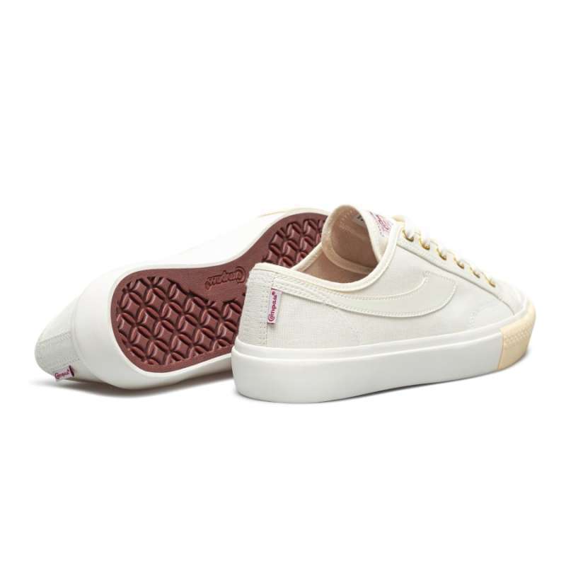 Promo Sepatu Compass Gazelle Low Cream Diskon 33% Di Seller Compass ...