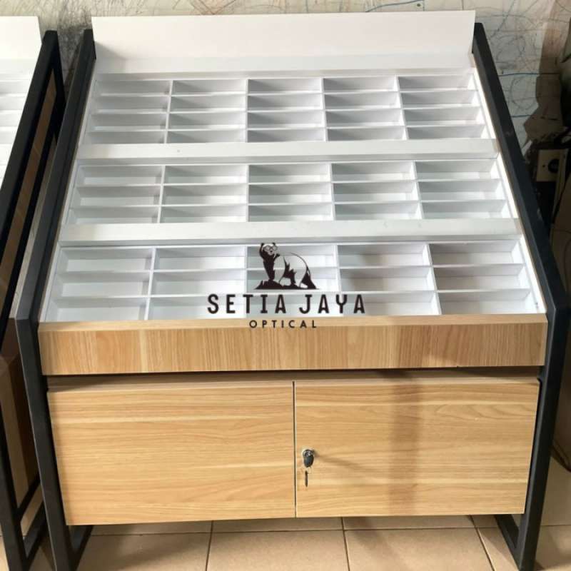 Jual Etalase Kacamata Optik Dengan Design Modern 50 Pcs Frame Display ...