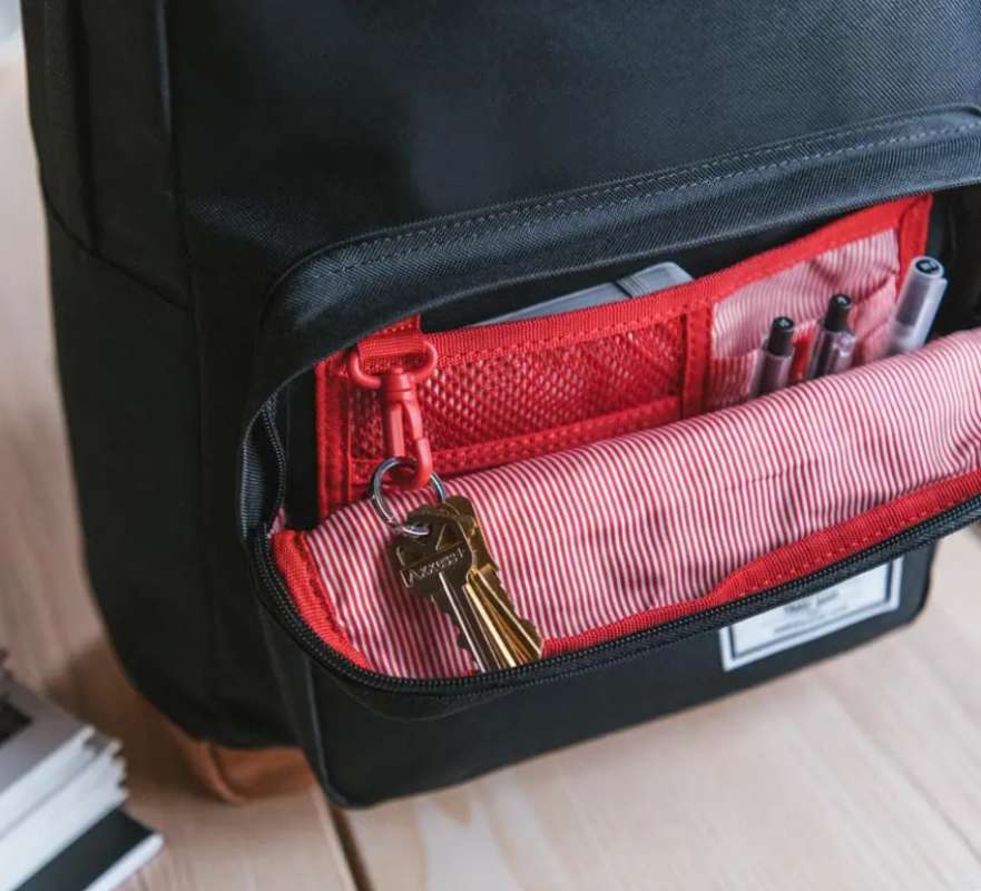 herschel backpack inside red