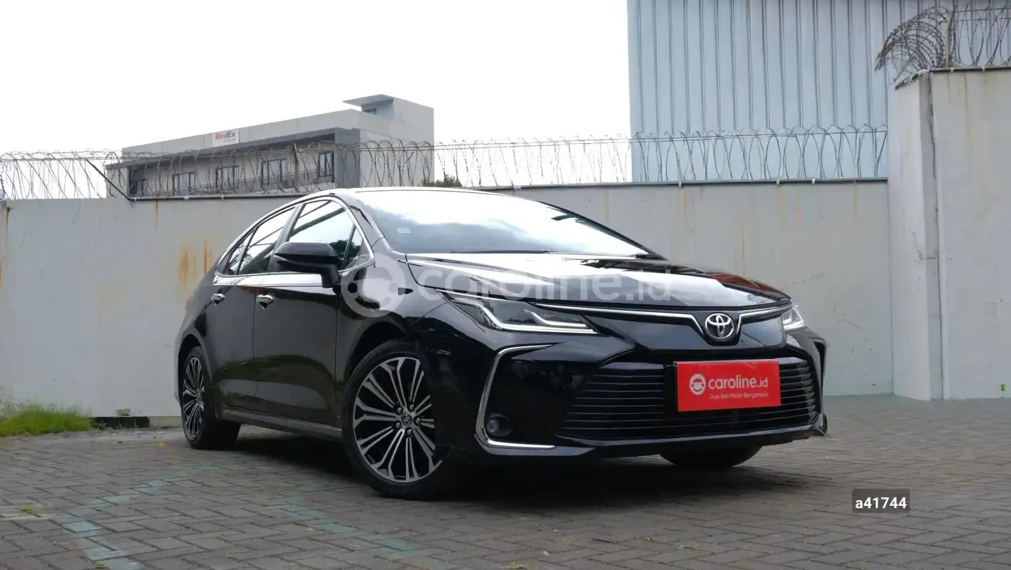 Harga Corolla Altis Manual 💯 Terbaru, Spesifikasi, & Kredit Mei 2026