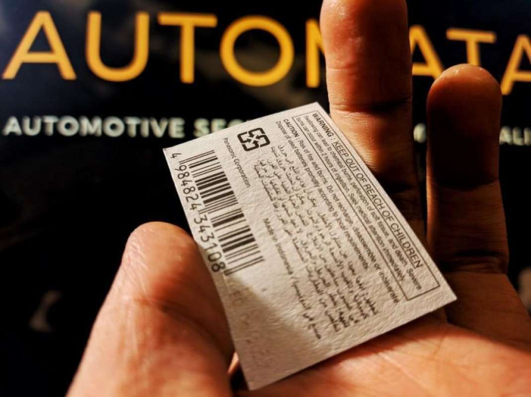 Jual Baterai Remote Kunci Mobil Toyota Avanza Rush Original Panasonic ...