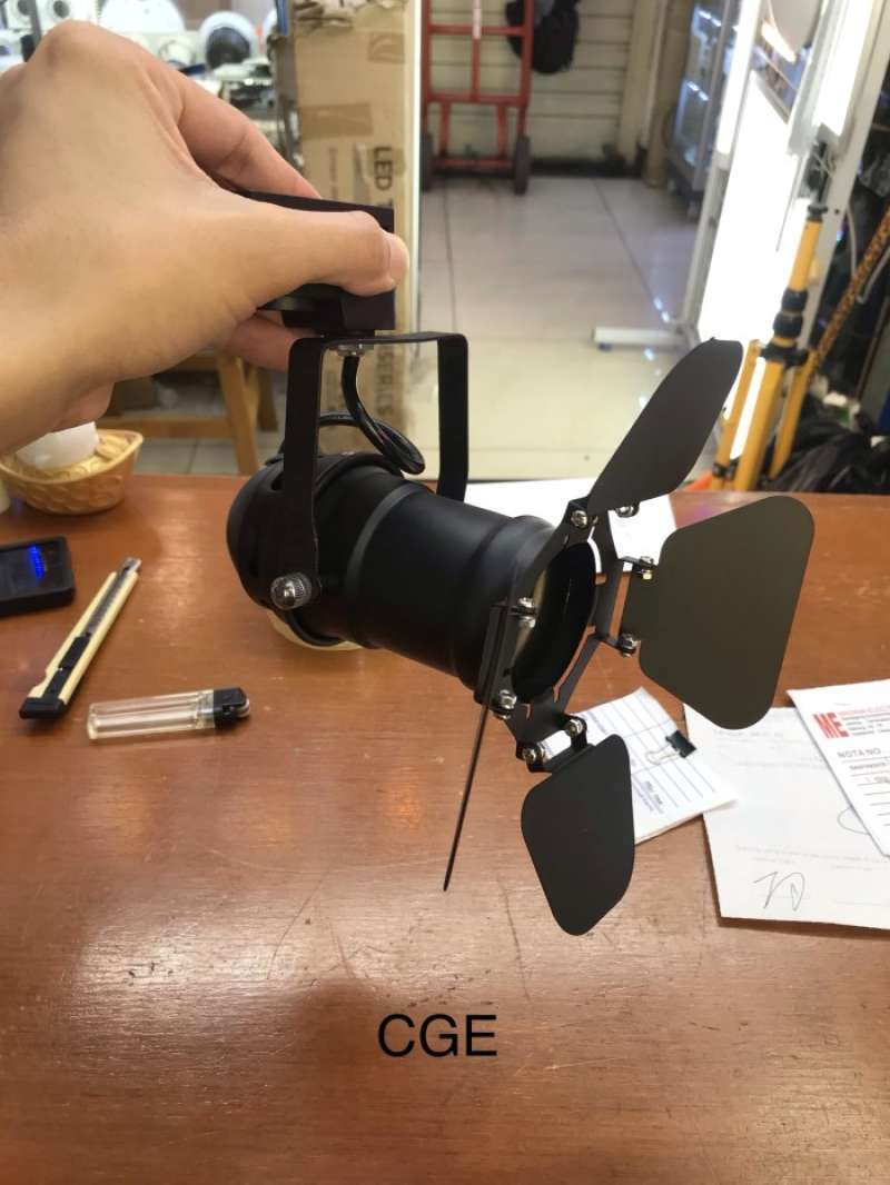 Promo Track Lamp Model Studio / Lampu Track Model Studio /Track Light ...