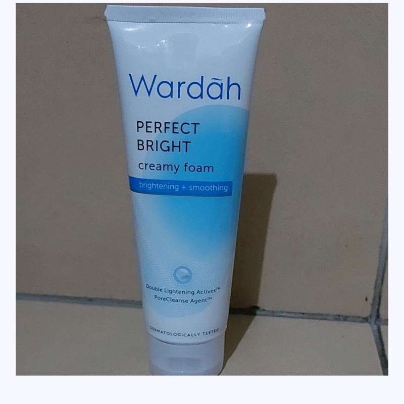 Jual Wardah Perfect Bright 100ml ( Garis Biru Wardah Cuci Muka ) Di ...