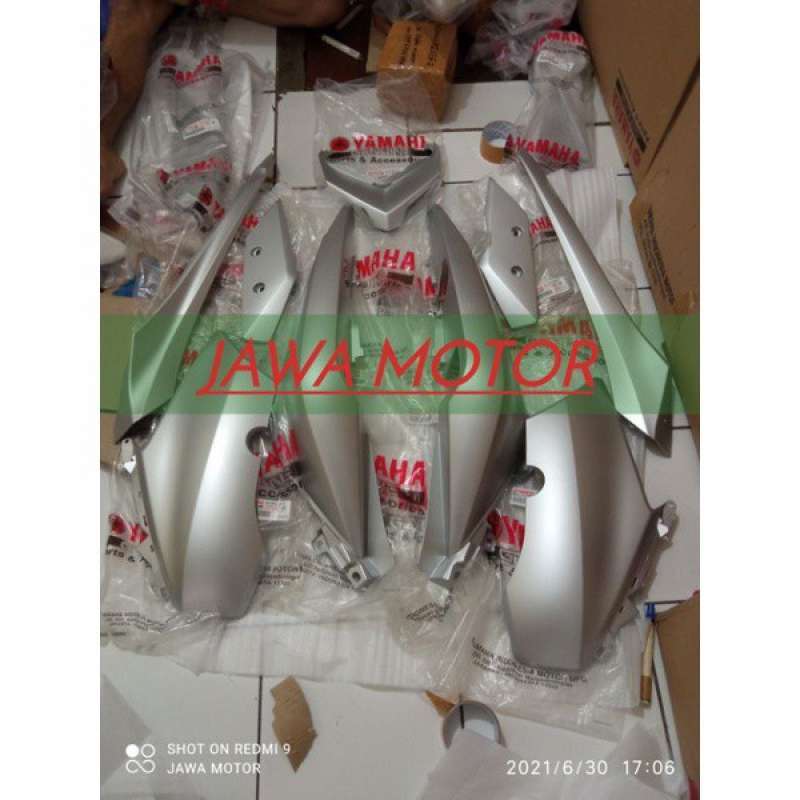 Promo FULL BODY HALUS YAMAHA XMAX X-MAX 250 MAT SILVER 1 ORIGINAL ...