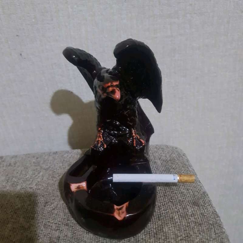 Promo asbak rokok unik Diskon 30% di Seller radif sovenir - Cengkareng ...