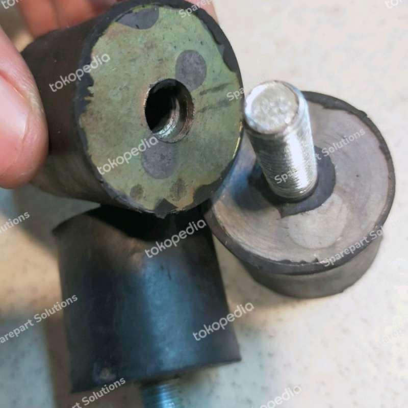 Jual 3x3 Plat Besi Rubber Engine Mounting M8 Karet Peredam Getaran ...