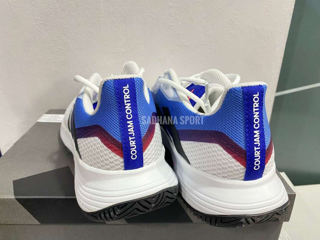 Jual Sepatu Tenis Adidas Courtjam Control Putih Hitam Biru [HQ 8468] di ...