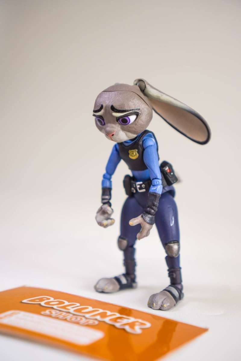 Promo Revoltech Judy Hopps Zootopia Rabbit Cop Police Action Figure ...