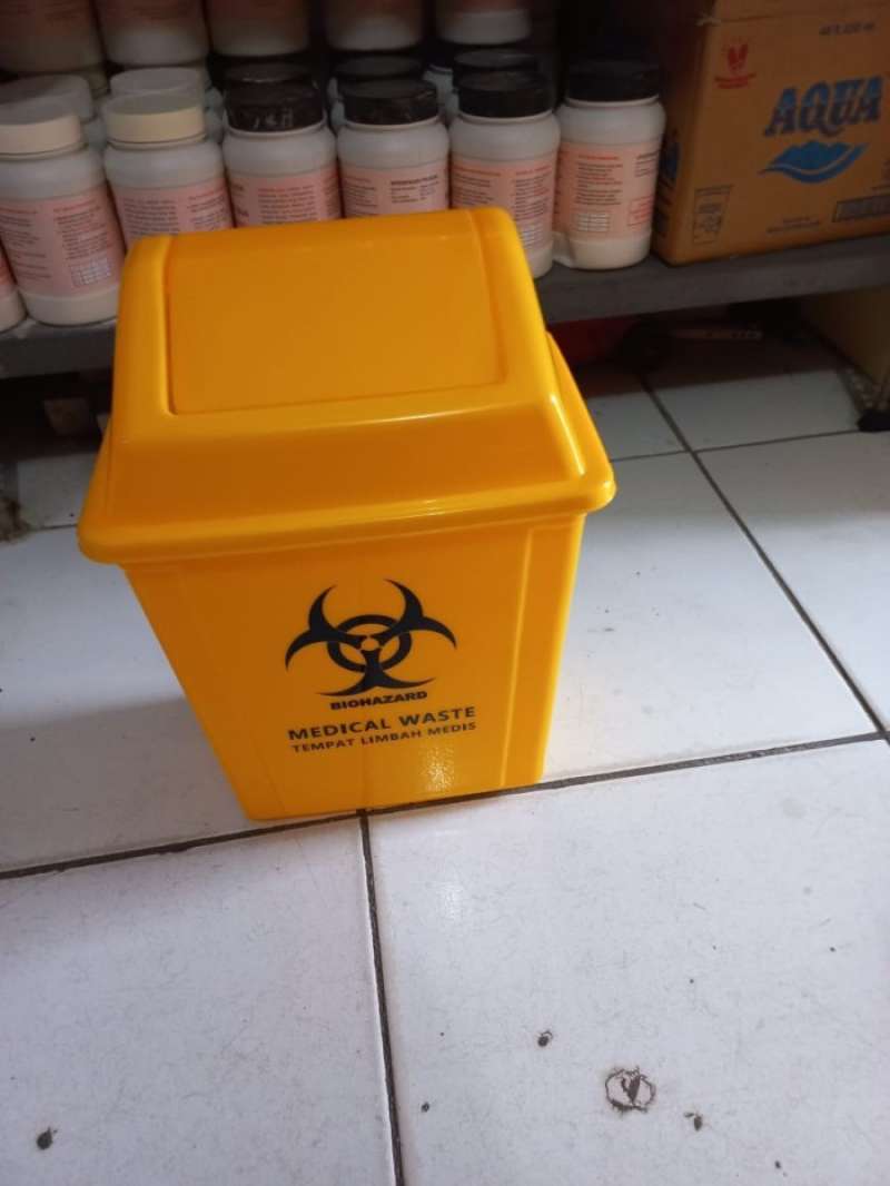 Jual TEMPAT SAMPAH LIMBAH MEDIS BIOHAZARD MODEL INJAK - 30 Ltr di ...
