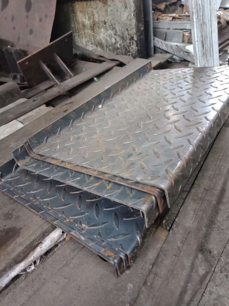 Promo Plat Bordes Untuk Anak Tangga Diskon 23% di Seller Sumber Rezeki ...