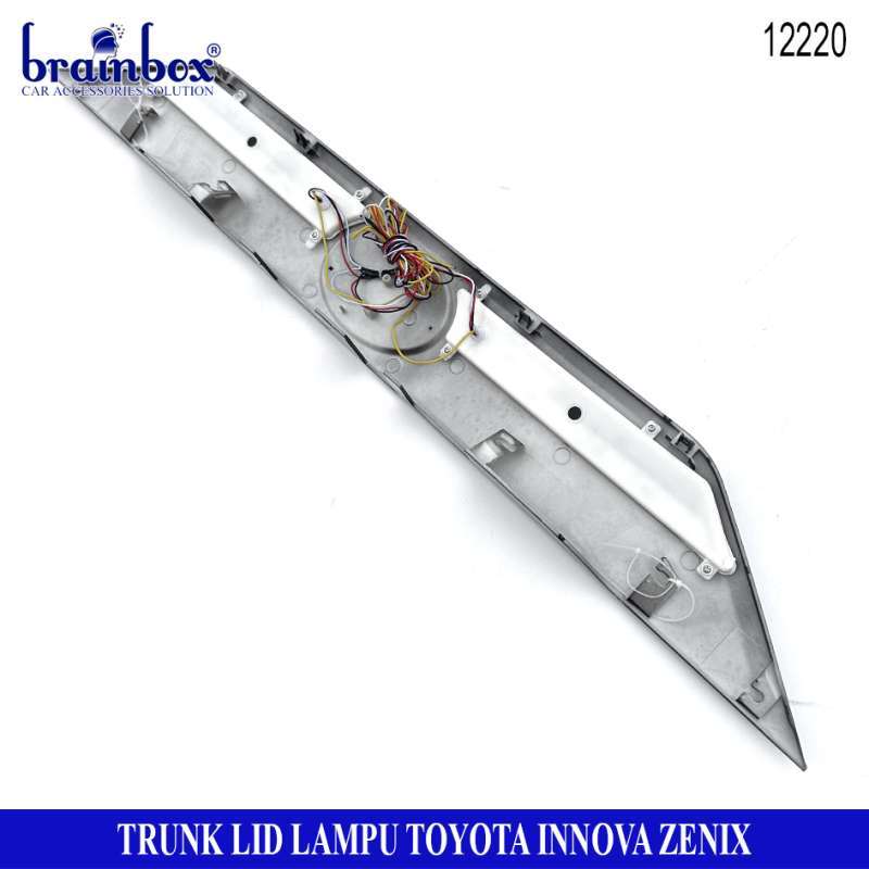 Jual Trunk Lid Toyota Innova Zenix Trunklid Lampu Led Belakang Bagasi ...
