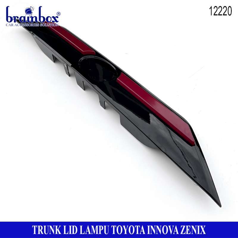 Jual Trunk Lid Toyota Innova Zenix Trunklid Lampu LED Belakang Bagasi ...