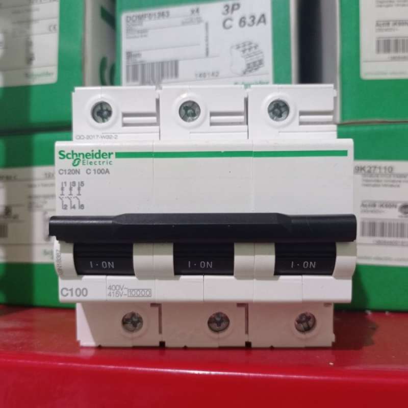Promo Mcb Schneider C120n C100 100a 3p 3phase 10ka A9n18367 Diskon 50% ...