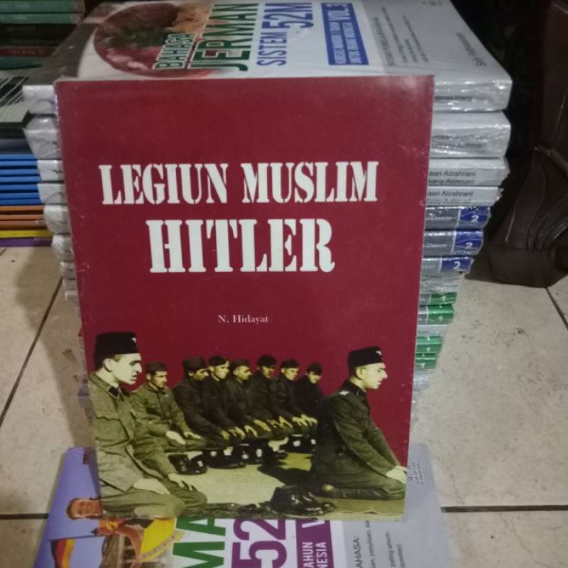 Promo Buku Legiun Muslim Hitler Diskon 23% Di Seller Anjangsana Store ...