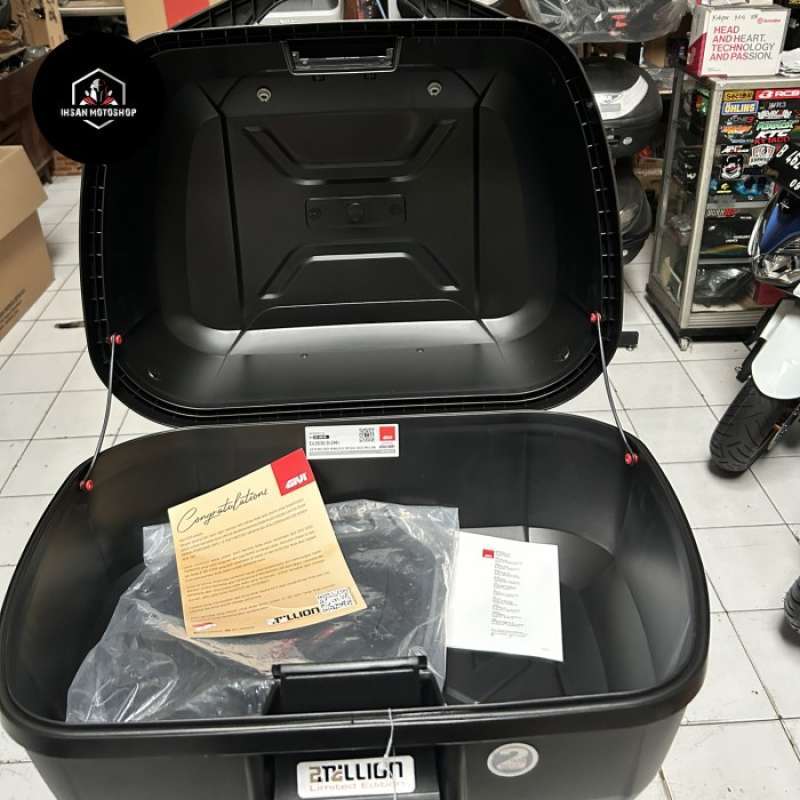 Promo Box Givi E43 Gold Limited Edition Top Box 2 Helm Full Face Diskon ...
