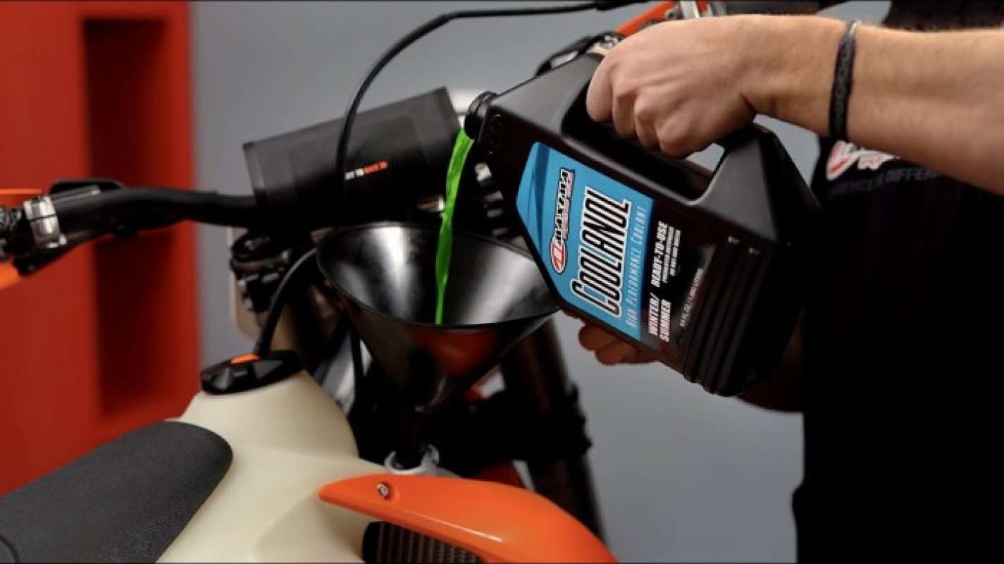 Promo Maxima Racing Oil Coolanol Coolant / Radiator Coolant Motor ...