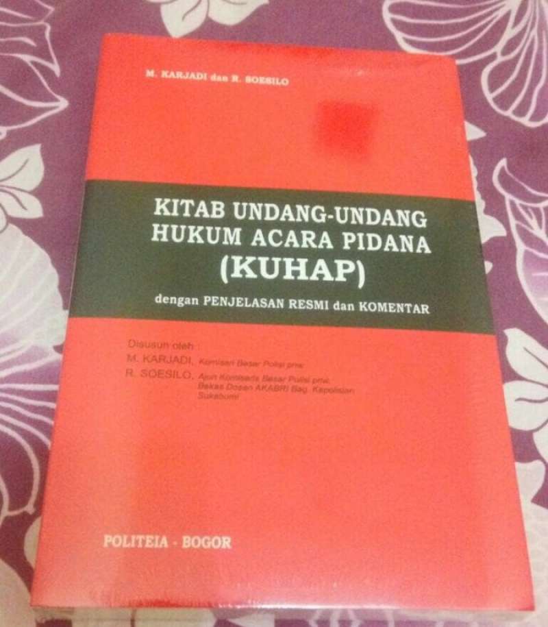 Jual Kitab Undang-undang Hukum Pidana/buku Kuhap/r. Soesilo, Karjadi Di ...