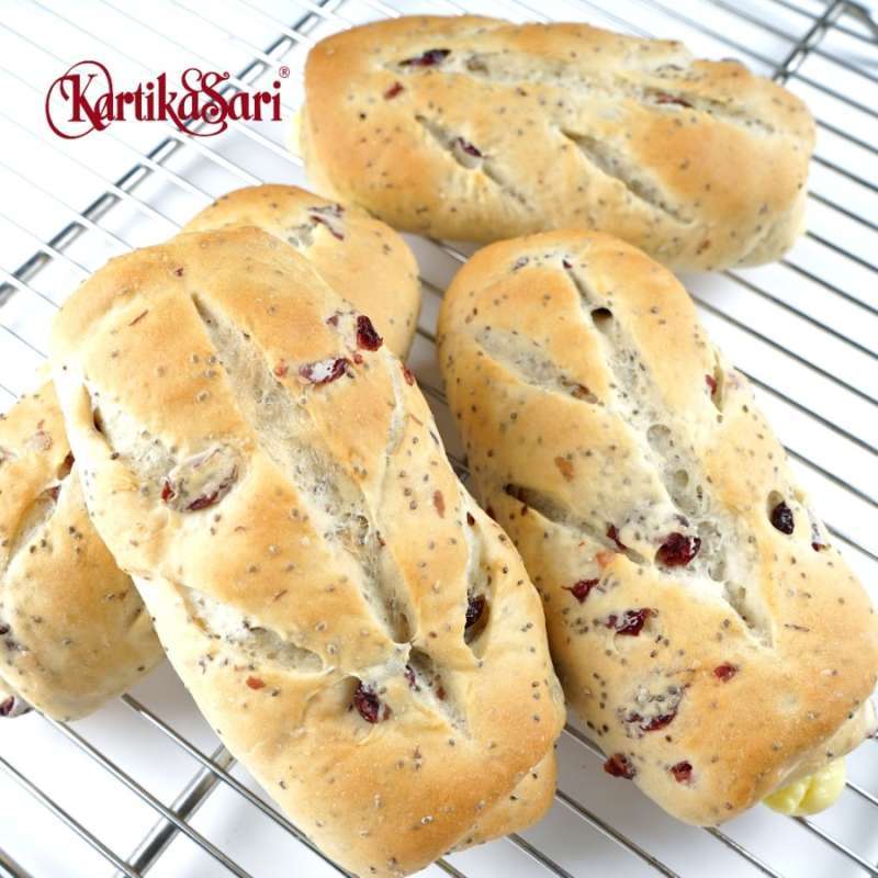 Jual Kartika Sari Roti Cranberry Cream Cheese Sourdough Bread, 145 Gram ...