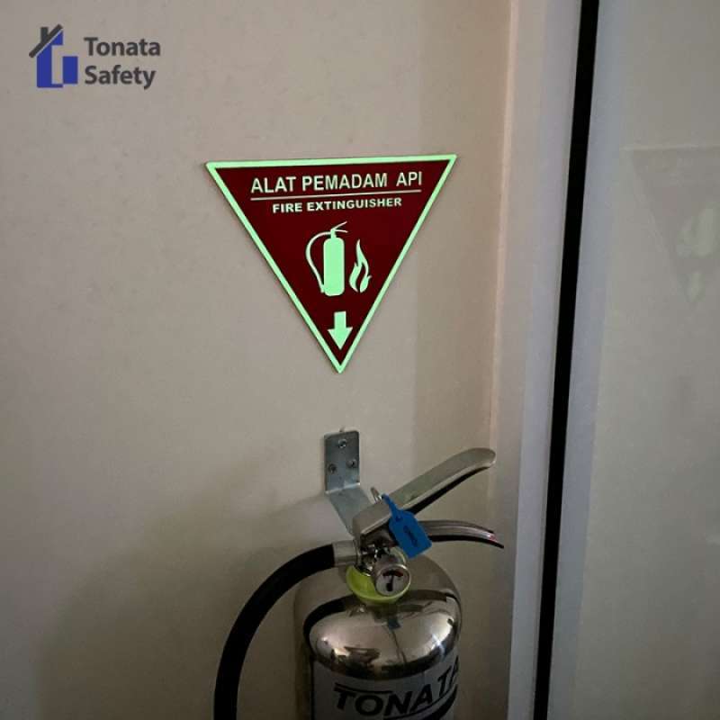Promo Segitiga Apar Glow In The Dark / Rambu Akrilik Alat Pemadam Api ...