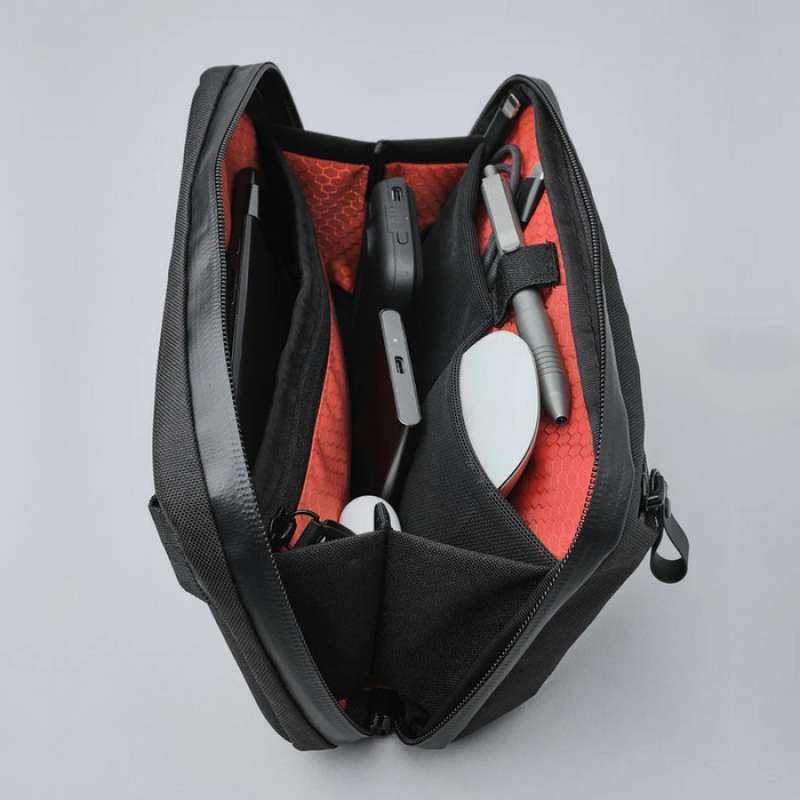 Jual Alpaka Elements Tech Case Mini ( Fits A Kindle E-reader ) - Grey ...