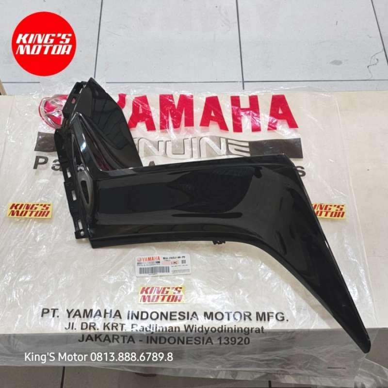 Jual Body Front Under Sayap Bawah Kanan Hitam Glos New Xmax Connected ...