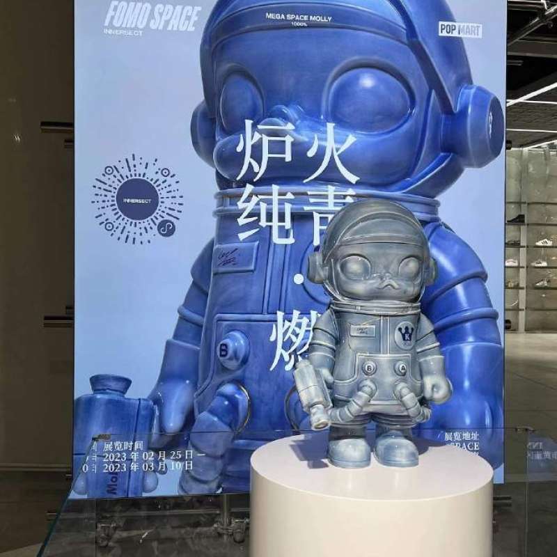Promo Mega Space Molly Burning Fire Porcelain Material 1000% Limited ...