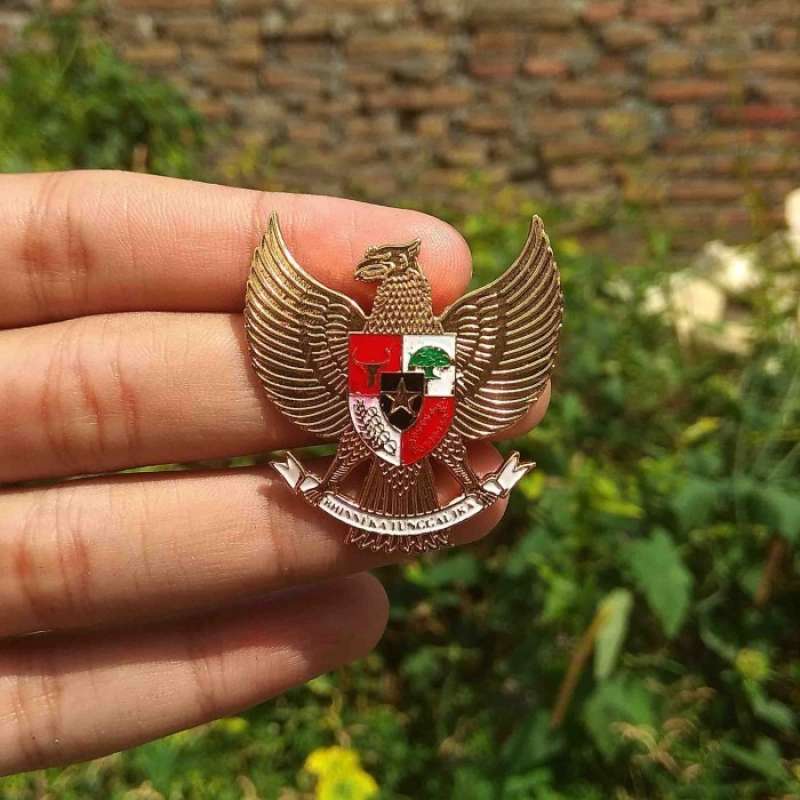 Jual Pin Atau Bros Lambang Garuda Pancasila Besar Di Seller Zati Shop ...