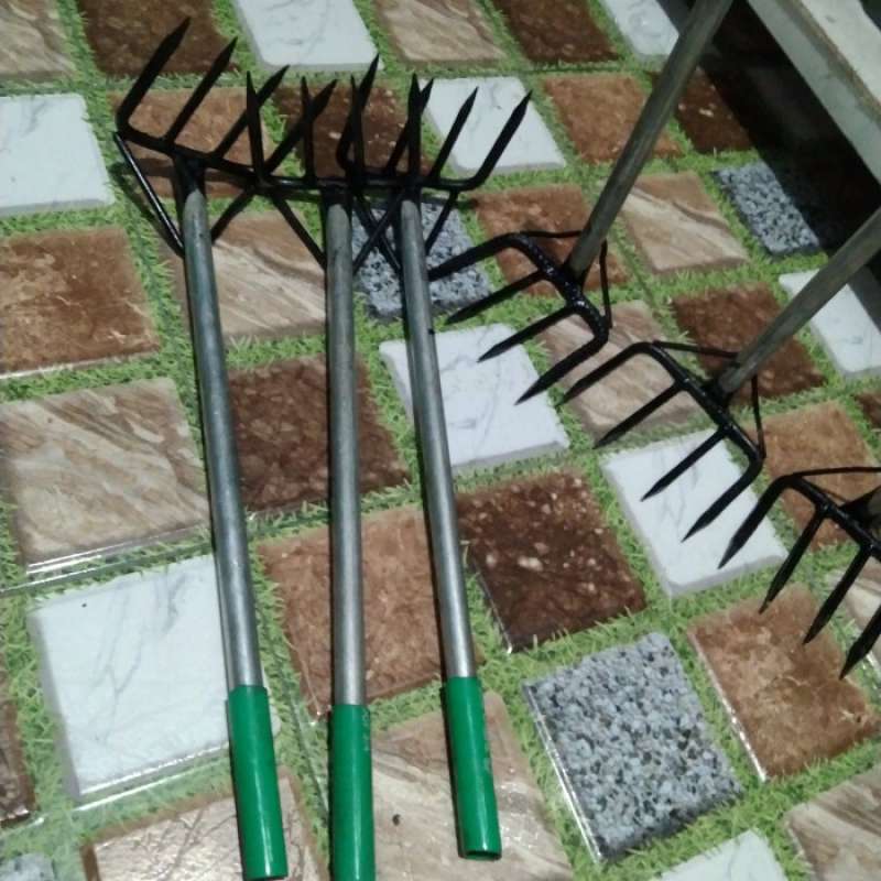 Jual Garpu Garukan 4 Mata Full Besi Di Seller Winter - Cengkareng Timur ...