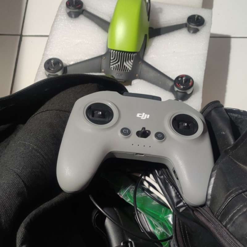 Jual Dji Fpv + Remote Controller 2 Di Seller Circlet - Cengkareng Timur ...