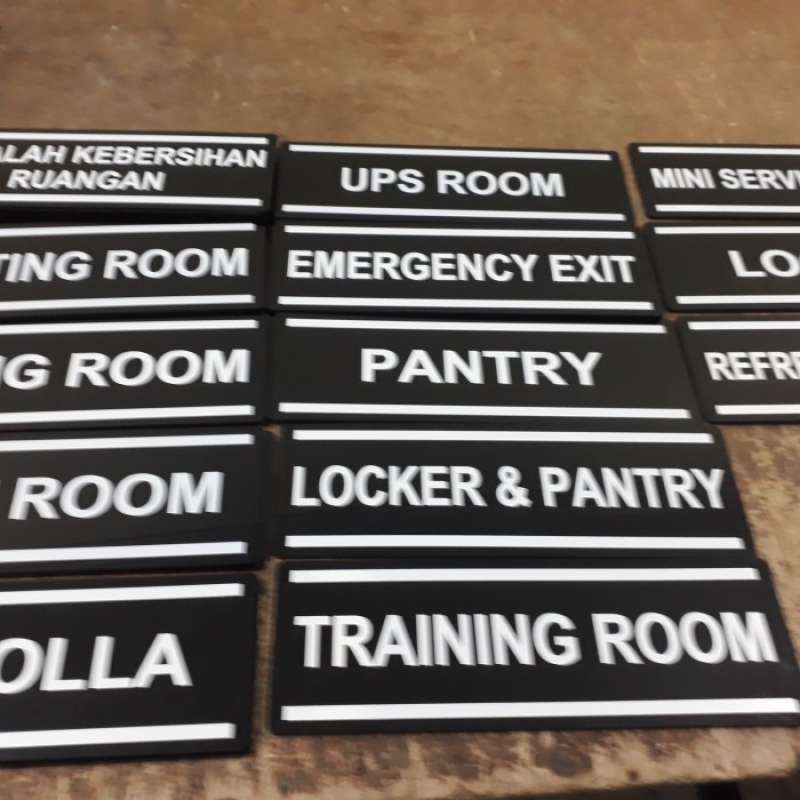 Jual Papan Nama Pintu 10x30 Cm Name Plate Acylic Display Dinding ...
