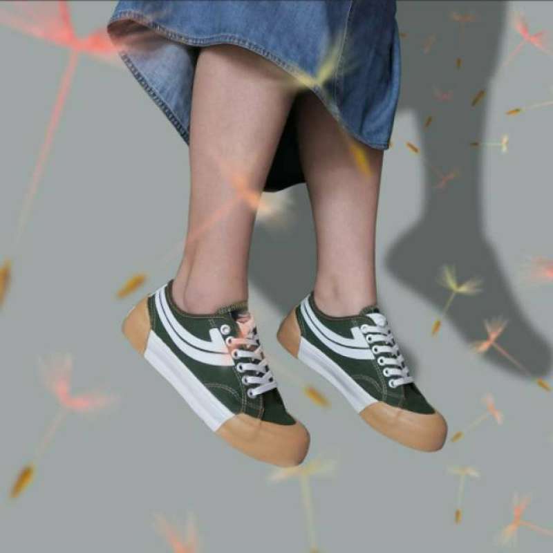 Jual Sepatu Sneakers Pria Johnson - Galaxy Pro Lowcut (lc) | Green - 39 ...