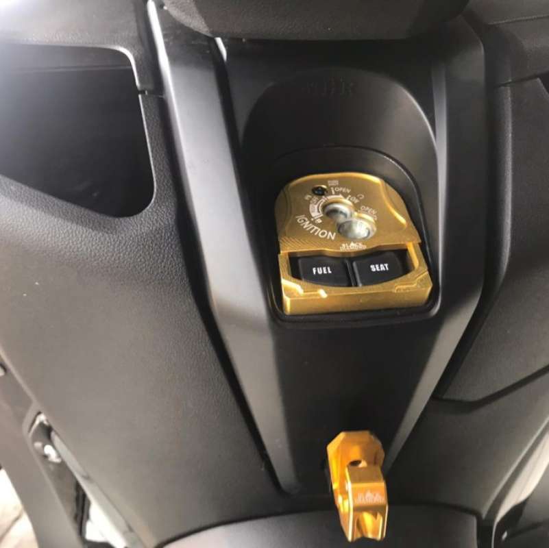 Promo Cover Kunci Nmax Penutup Kunci All New Yamaha Nmax 2020 Black ...