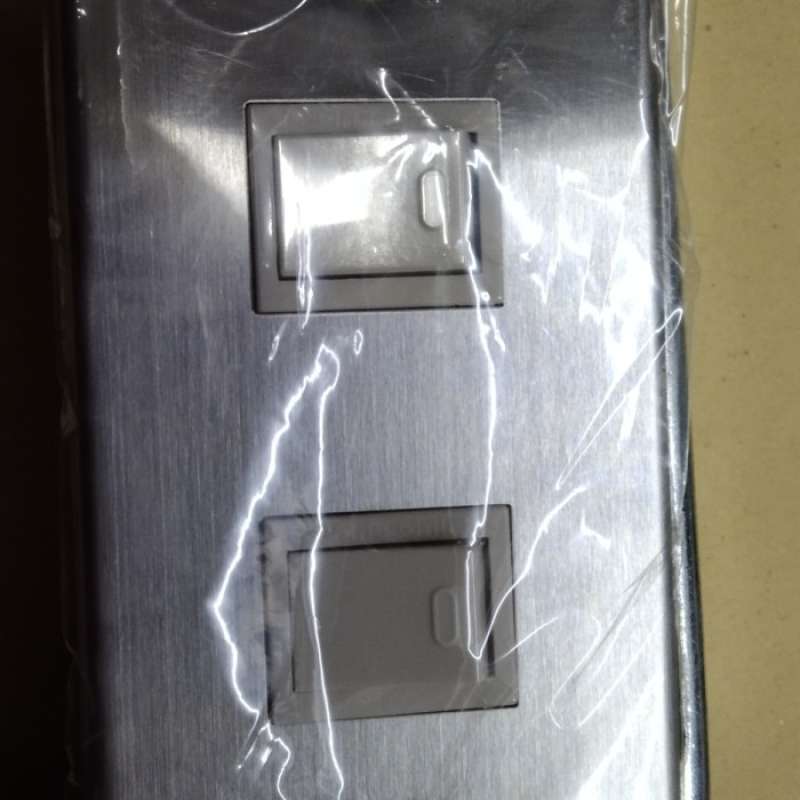 Promo Saklar Seri Panasonic 2 Gang Cover Stainless Plus Surface Box E19 ...