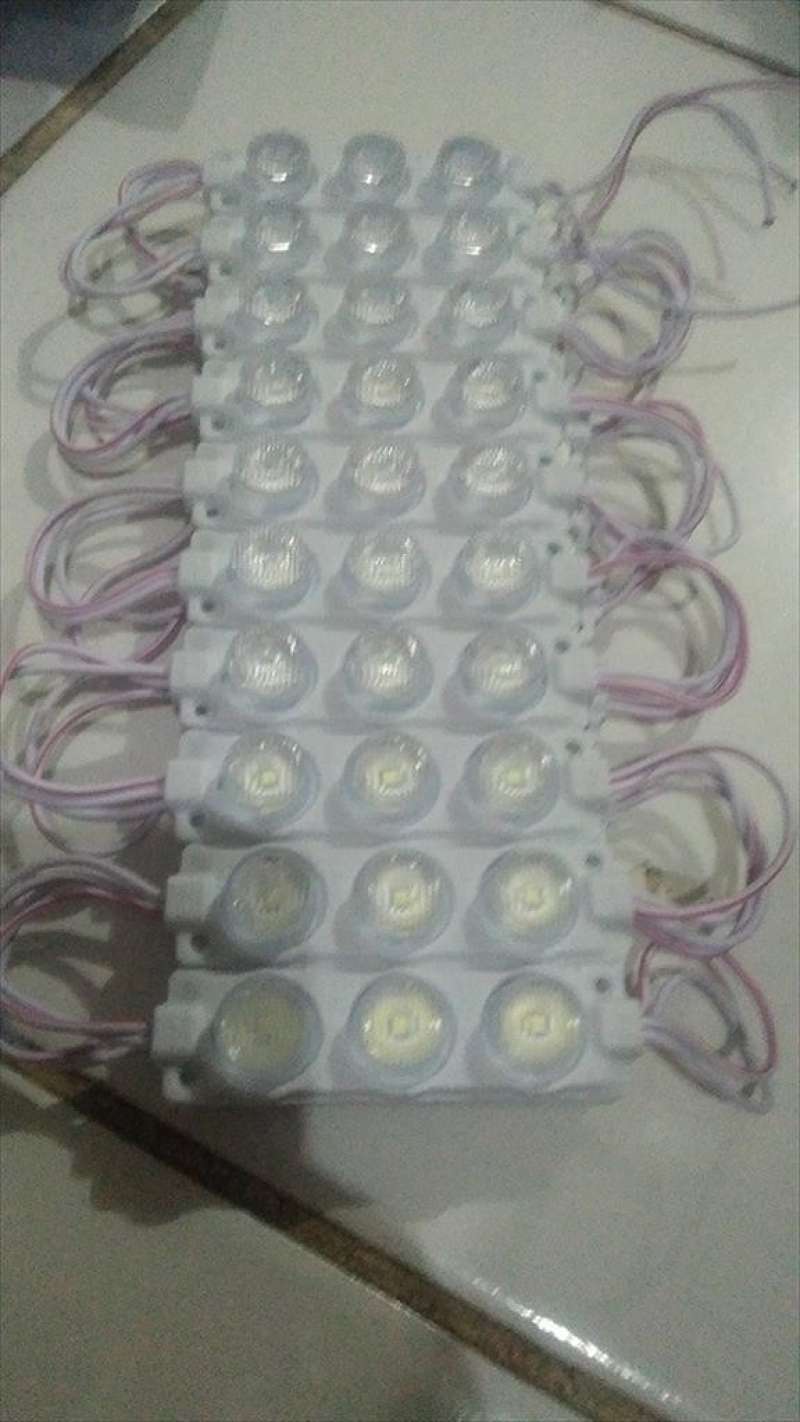 Promo Lampu Led Rentang 3 Titik Bintik Warna Mobil Pickup Bak Box 12V ...