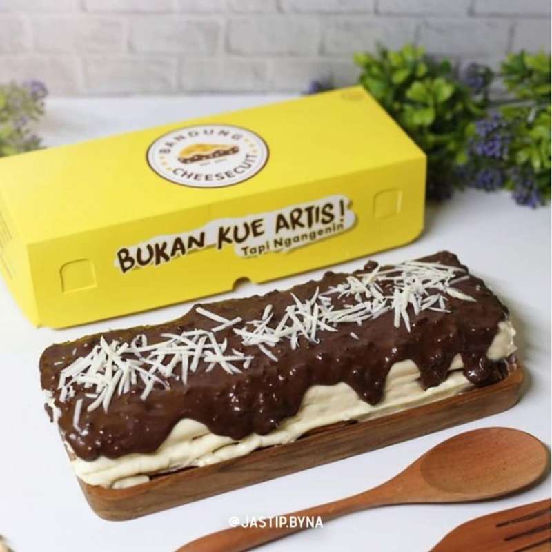 Jual Bandung Cheesecuit All Varian | Dessert Box - Choco Crunchy Di ...