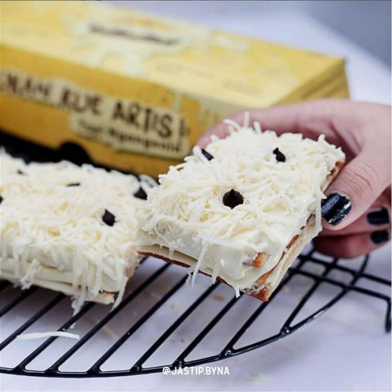 Jual Bandung Cheesecuit All Varian | Dessert Box - Choco Crunchy Di ...