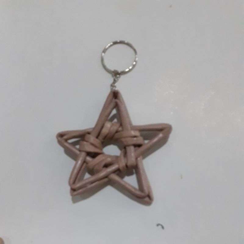 Jual Gantungan kunci Bintang Anyaman Kertas Keychain di Seller ...