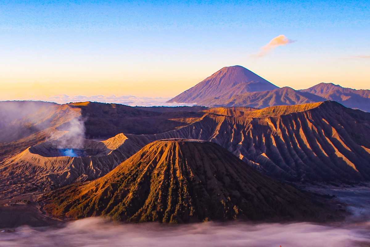 Jual 2D Bromo Tour Package di Seller Orient Express Tour Travel - Dukuh ...
