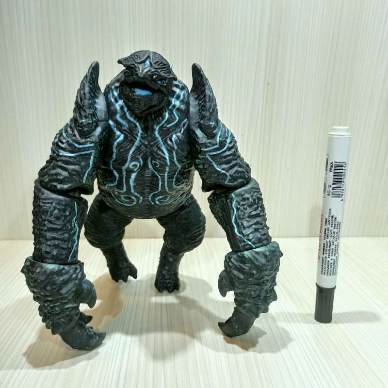 Jual Mainan Action Figure Leatherback Pacific Rim Kaiju Kaiju Vinyl ...