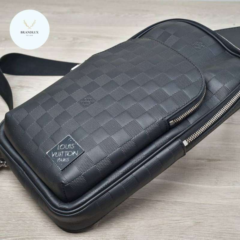 Jual Louis Vuitton Avenue Slingbag Nm Damier Infini Leather Black - 100 ...