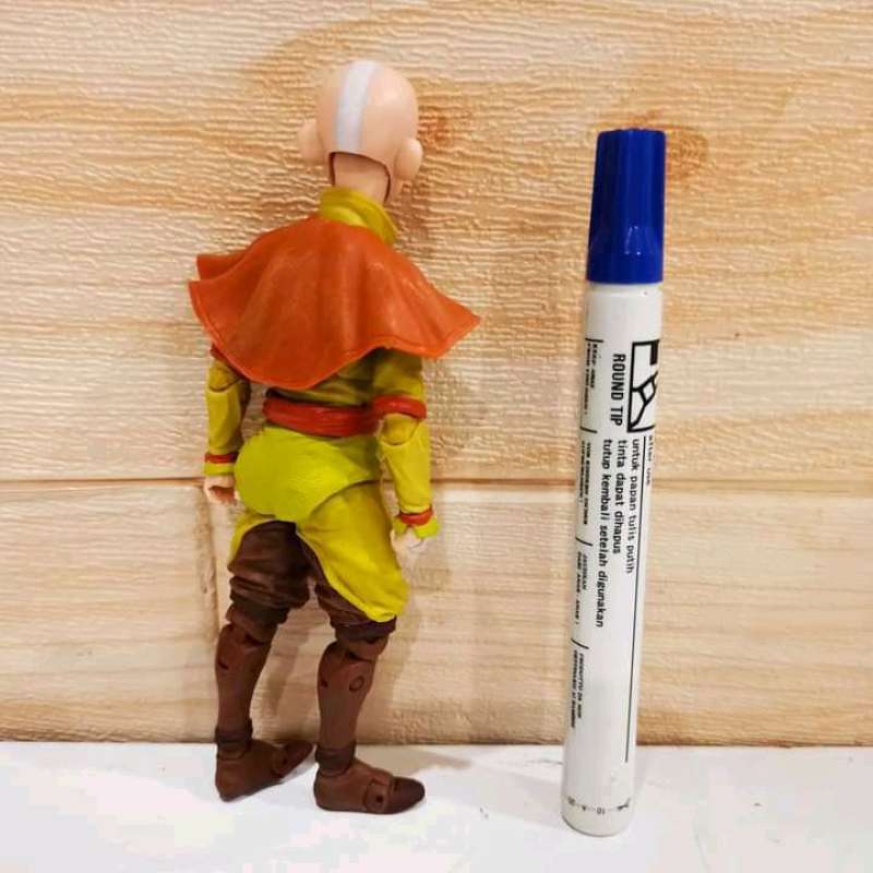 Jual mainan figure avatar the last air bender white eyes dc multiverse ...
